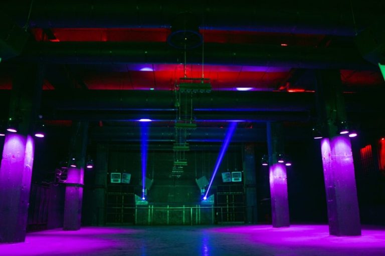 Club Zoom In – Khidi - Techno Station