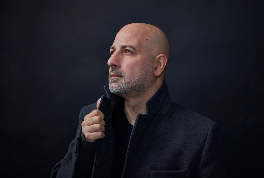 Oxia drops stunning remix of Dense & Pika – Apache - Techno Station