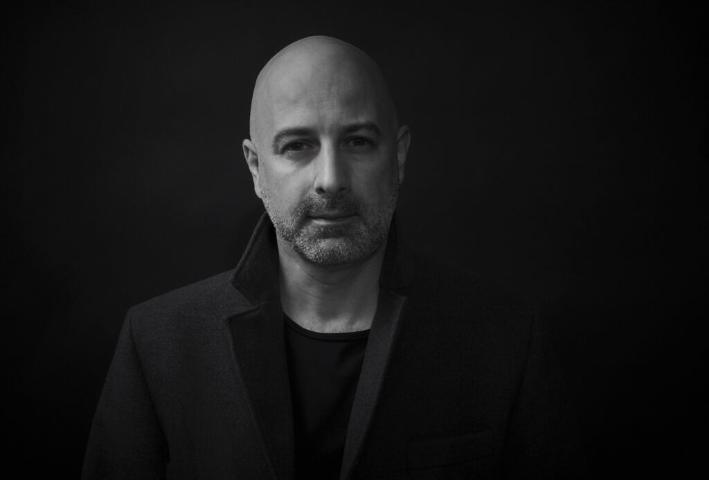 OXIA Debuts on Warung Recordings with Hold The Night EP - Only Techno