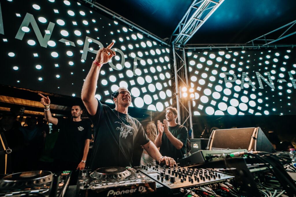 Techno mixes weekly - Techno Station