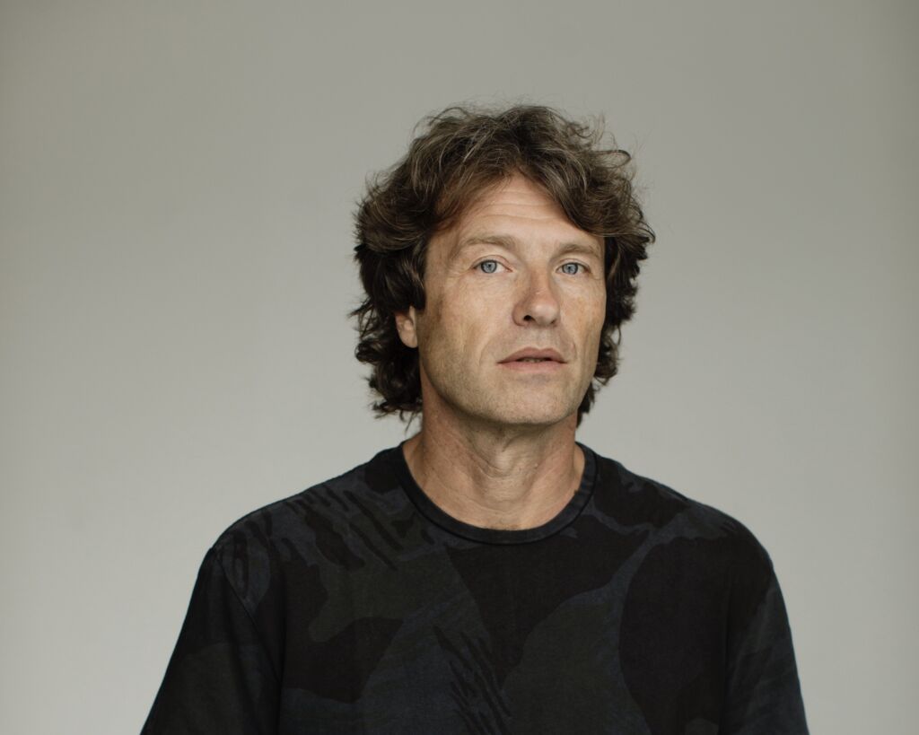 Hernán Cattaneo Remix Soda Stereo’s Iconic Rock Anthem “En la Ciudad de ...