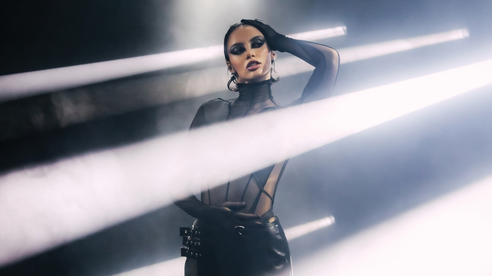 Sara Landry releases new single, ‘Pressure’, with LEGZDINA - Techno Station